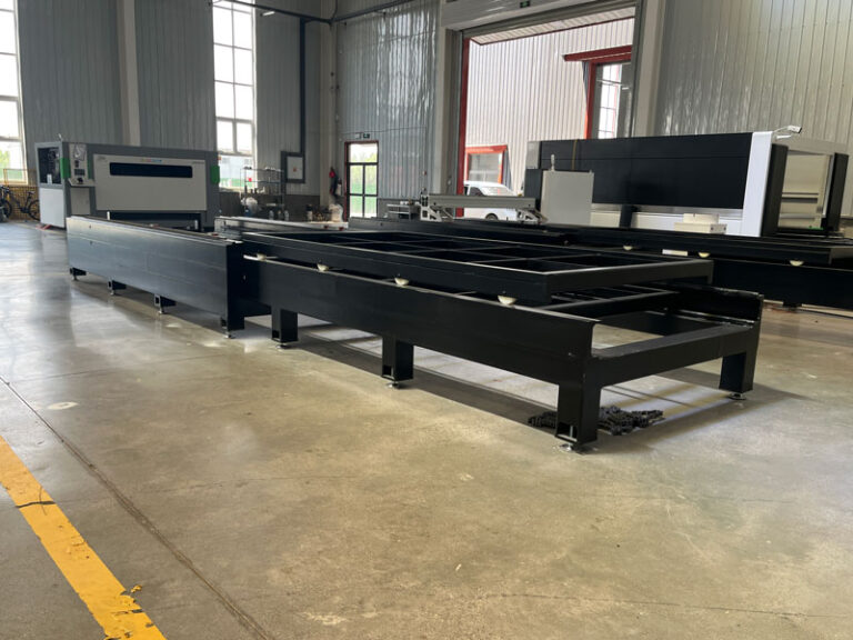 Fiber Laser Cutting Tables: A Comprehensive Guide