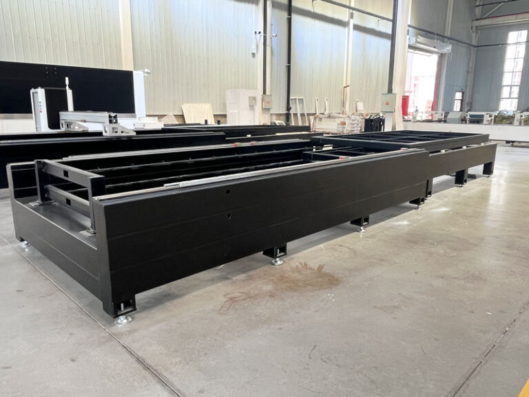 Fiber Laser Cutting Tables: A Comprehensive Guide
